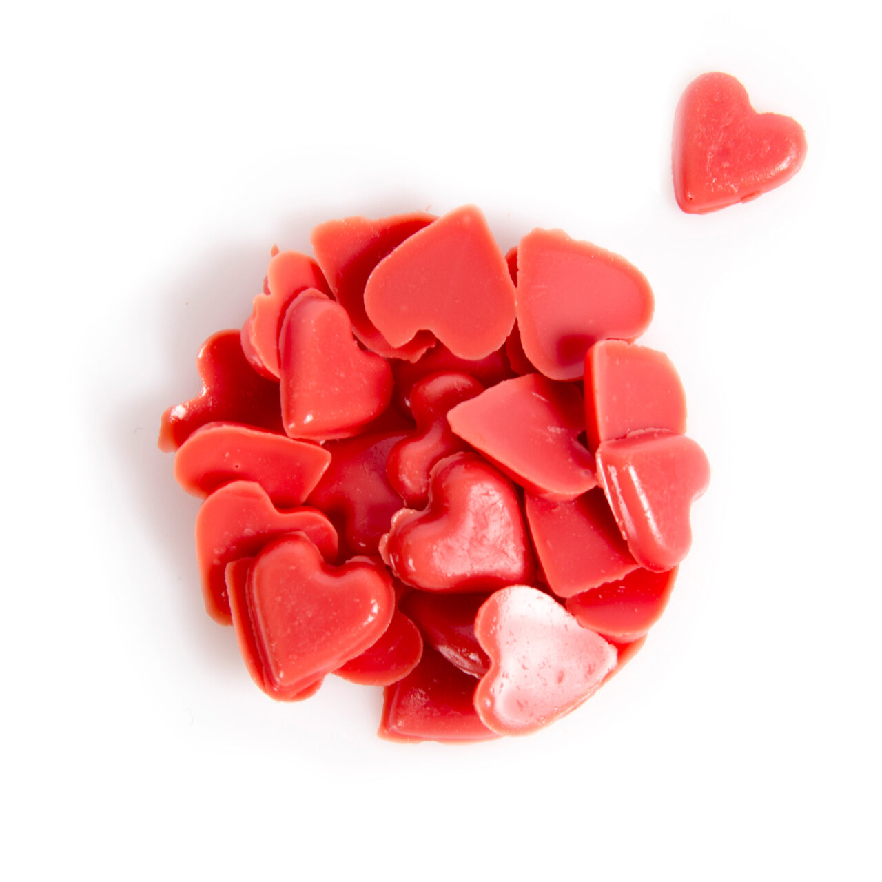 Sprinkle Hearts Red (600g) - Town & Country Fine Foods